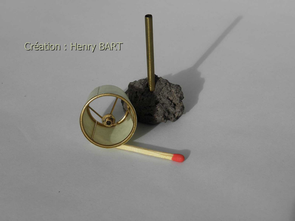 LAMPE miniature